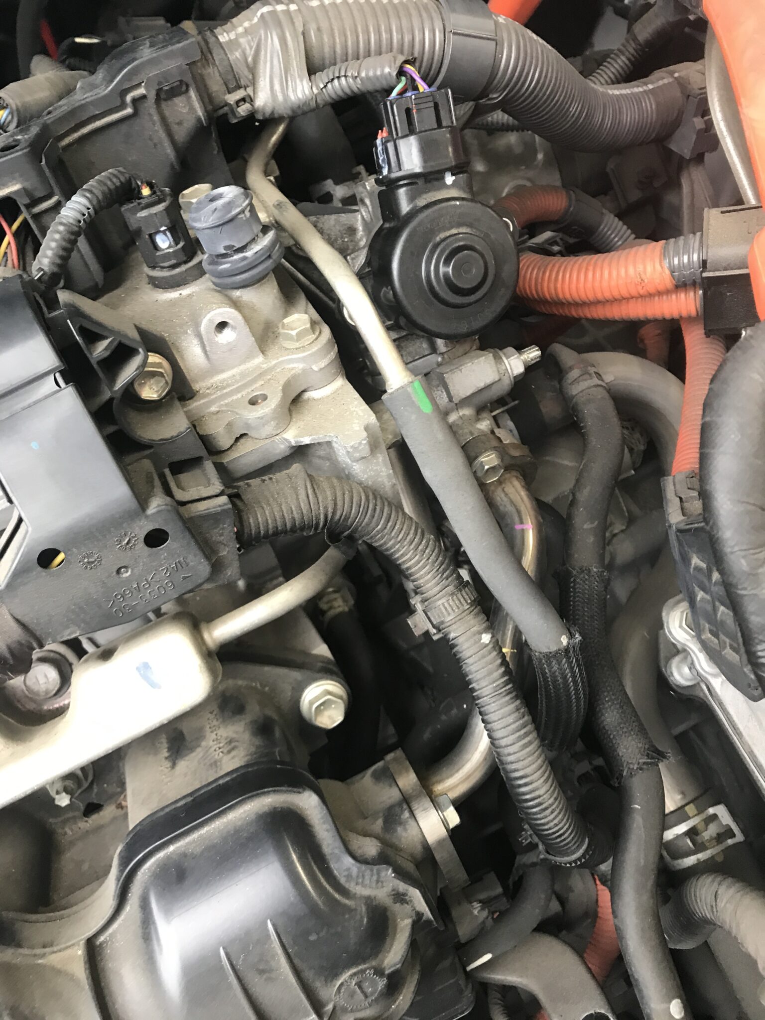 トヨタ プリウス ZVW30 EGRバルブ エンジン不調 - ダイソウモータース